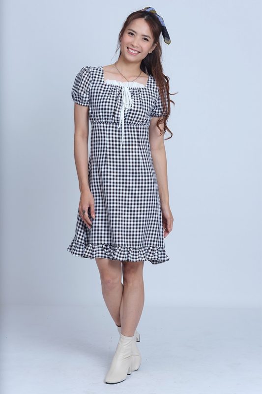 Đầm Xòe Tay Phồng Caro Trắng Đen Phối Nơ - DXC001 - Dinos Fashion